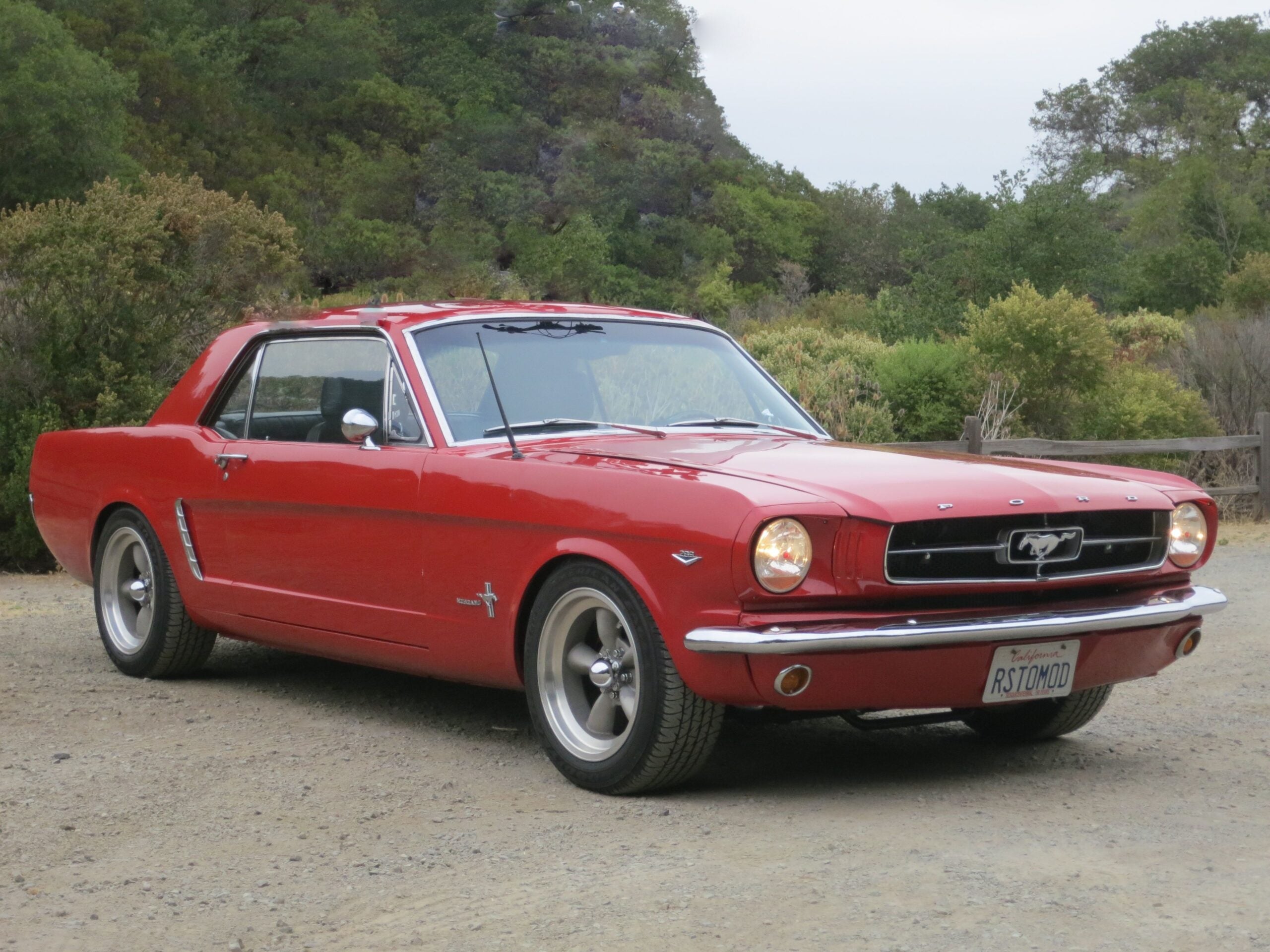 Readers Ride: Jeff Brooks Killer 1965 Ford Mustang – Restomods
